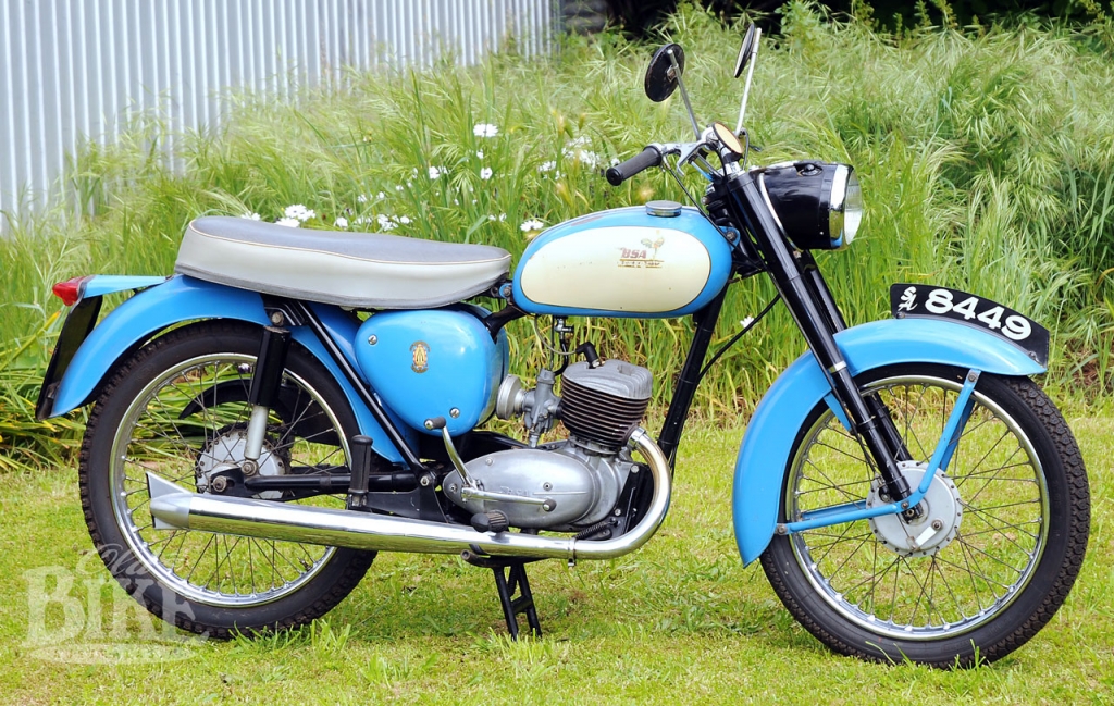 BSA Bantam - One clever little rooster - Old Bike Australasia