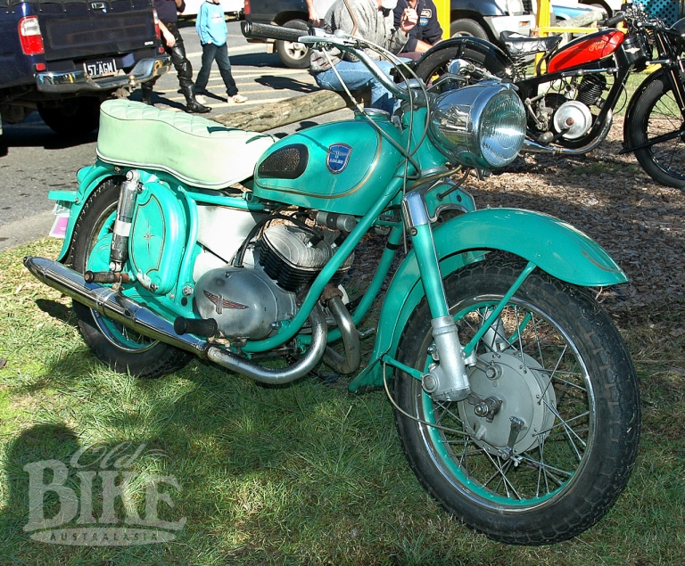 Adler: The eagle still soars - Old Bike Australasia