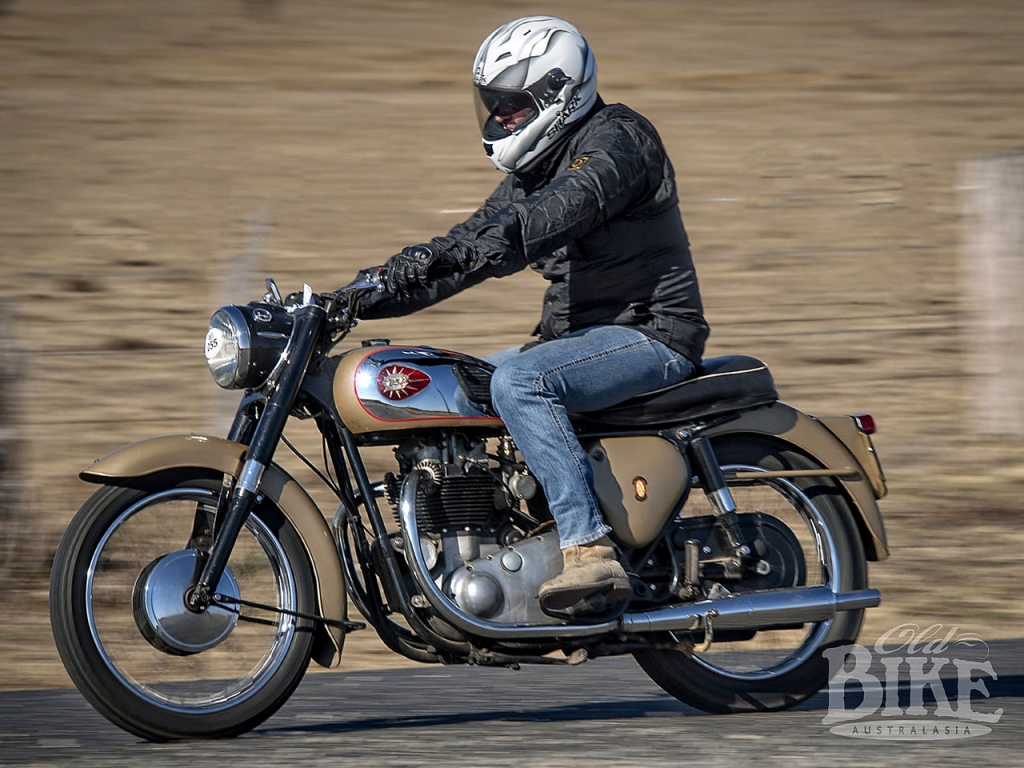 27th Frostbite Rally: Frost-free in Warwick - Old Bike Australasia