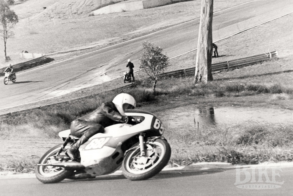Ray Curtis: A born showman - Old Bike Australasia