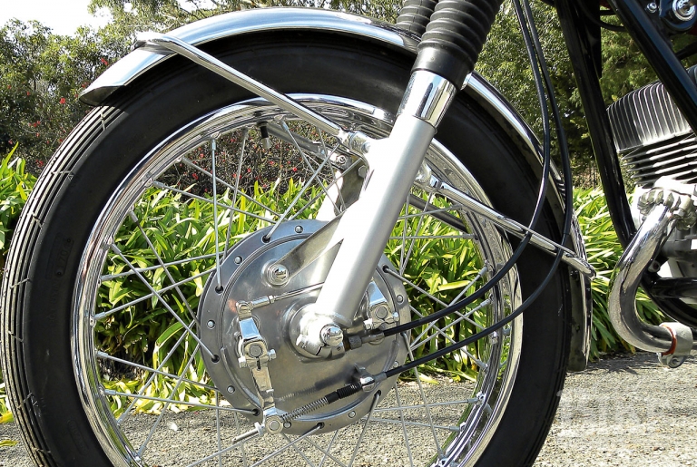Bridgestone’s crowning glory – The 350 GTR - Old Bike Australasia