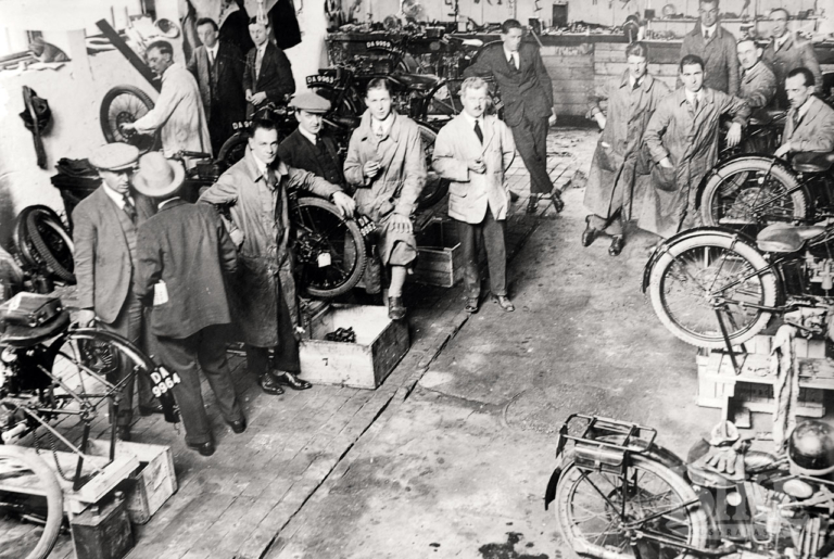 Stevens – The before and after of A.J.S. - Old Bike Australasia