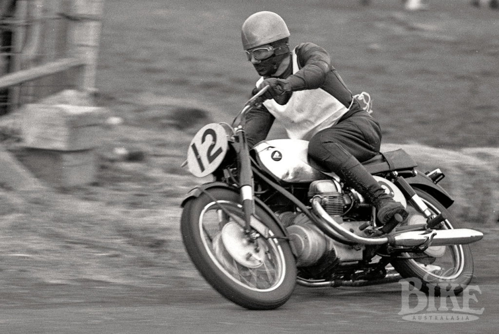 Ron Robinson: Never a dull moment - Old Bike Australasia