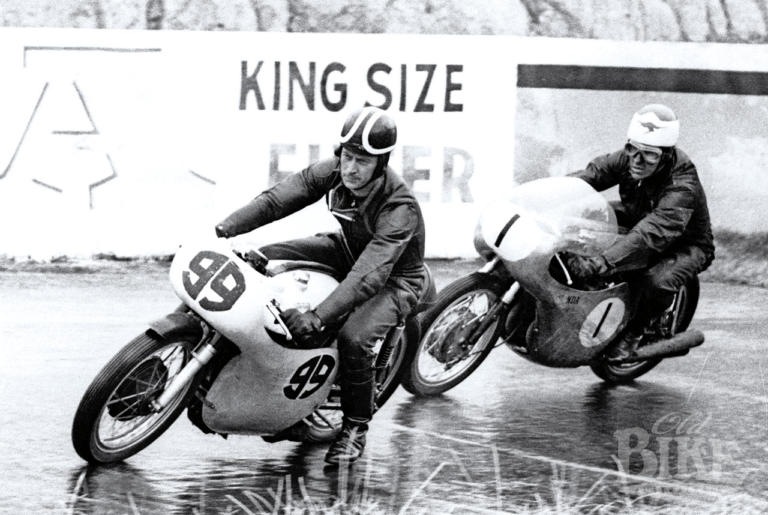 Tom Phillis: A bridge too far - Old Bike Australasia