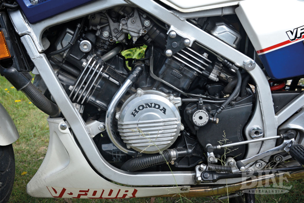 Honda VF750FD: Time for a change - Old Bike Australasia