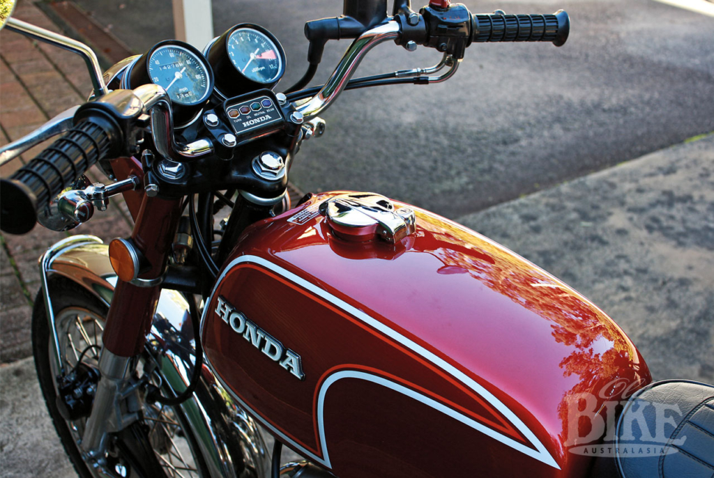 1972 Honda CB350F: Petit Four - Old Bike Australasia