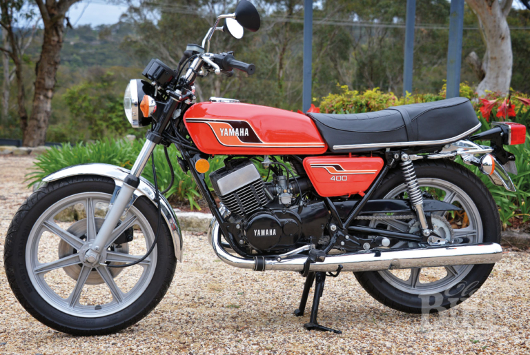Yamaha RD400C: Race bred roadster - Old Bike Australasia