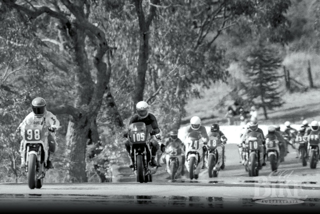 Kawasaki KR250: The Tandem Twin - Old Bike Australasia