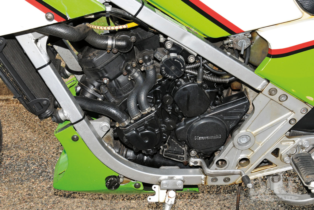 Kawasaki KR250: The Tandem Twin - Old Bike Australasia