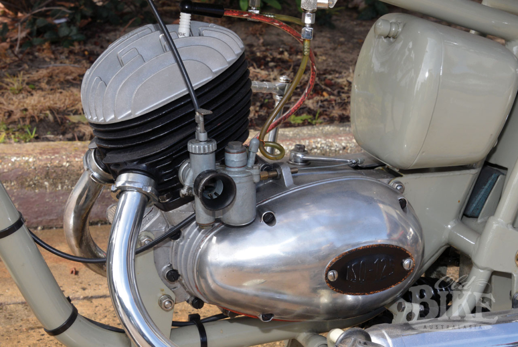 1952 Isomoto 125 – Split personality - Old Bike Australasia