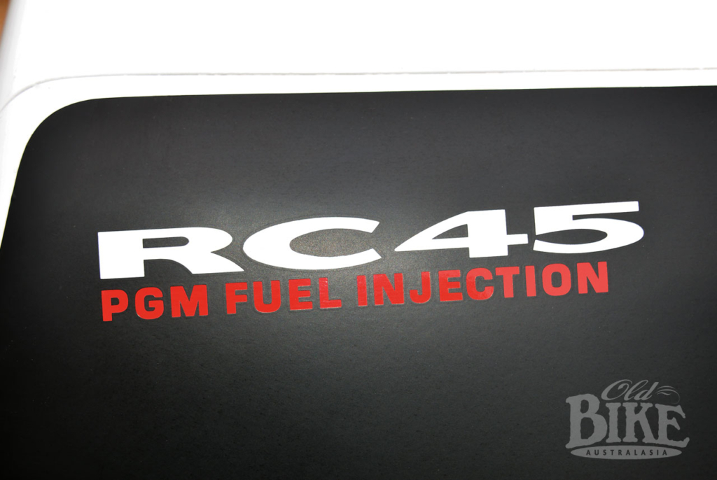 Honda RC45: Daring to be different. - Old Bike Australasia