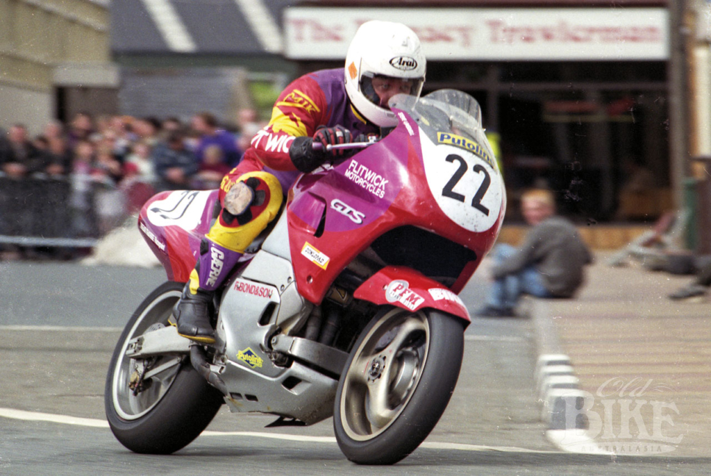 Yamaha GTS 1000: The forkless wonder - Old Bike Australasia