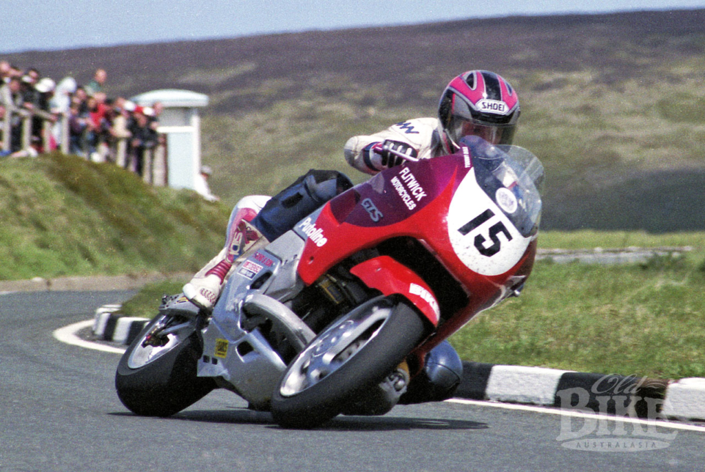 Yamaha GTS 1000: The forkless wonder - Old Bike Australasia