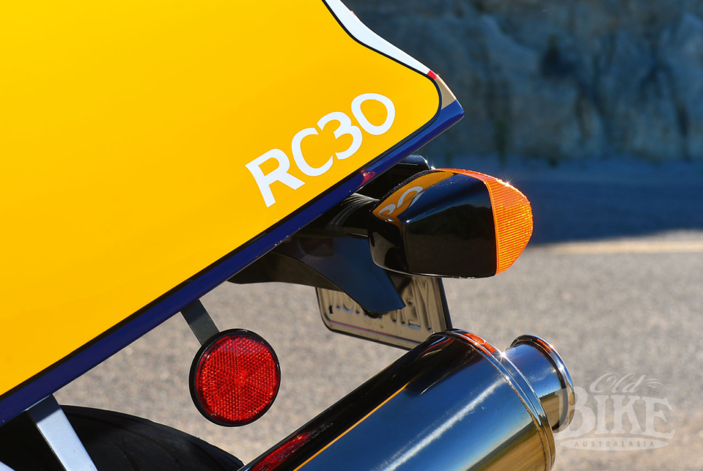Honda RC30: Jewel in the Crown - Old Bike Australasia