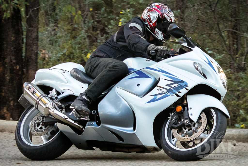 Suzuki GSX1300R Hayabusa: Battle of the birds - Old Bike Australasia