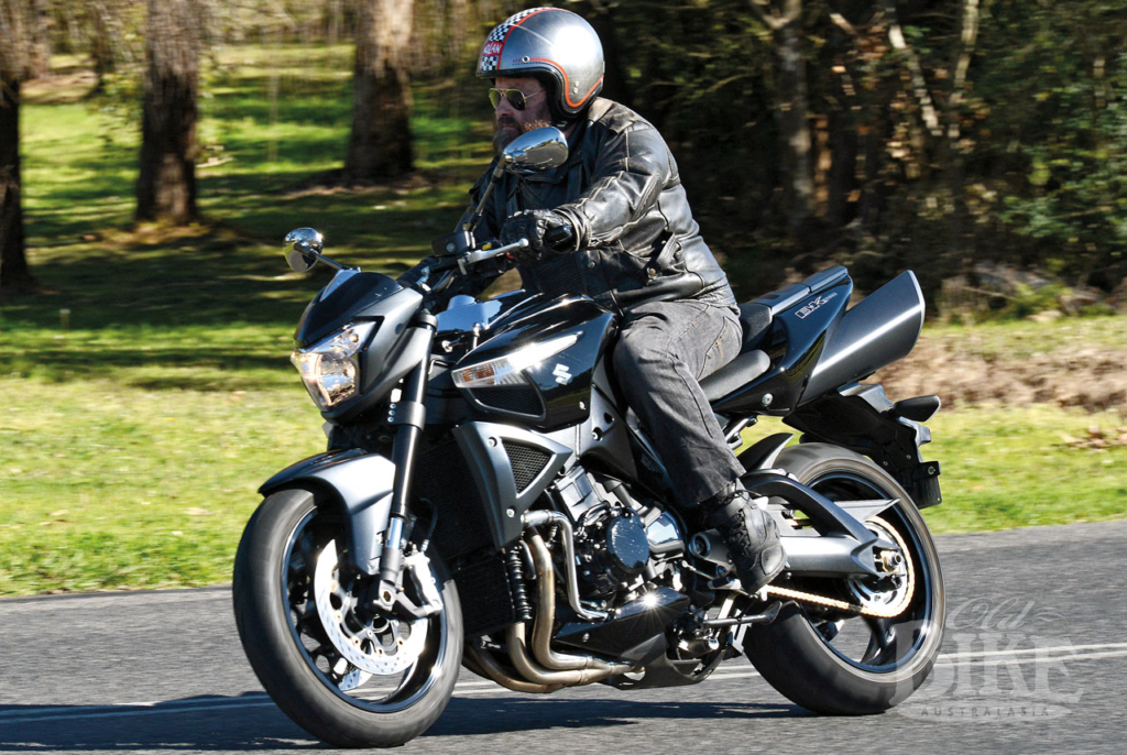 Suzuki GSX1300R Hayabusa: Battle of the birds - Old Bike Australasia