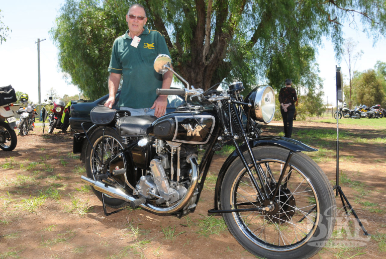Mighty Matchless: A fleeting example - Old Bike Australasia