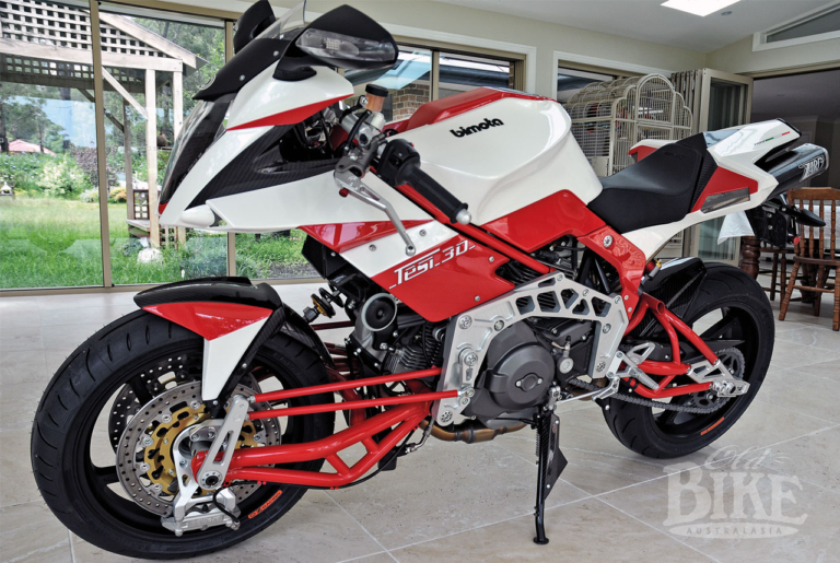 Bimota Tesi 1D: Going forkless - Old Bike Australasia