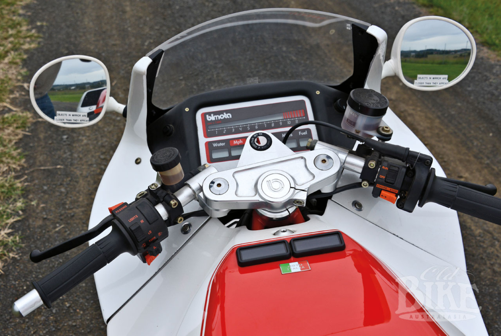 Bimota Tesi 1D: Going forkless - Old Bike Australasia