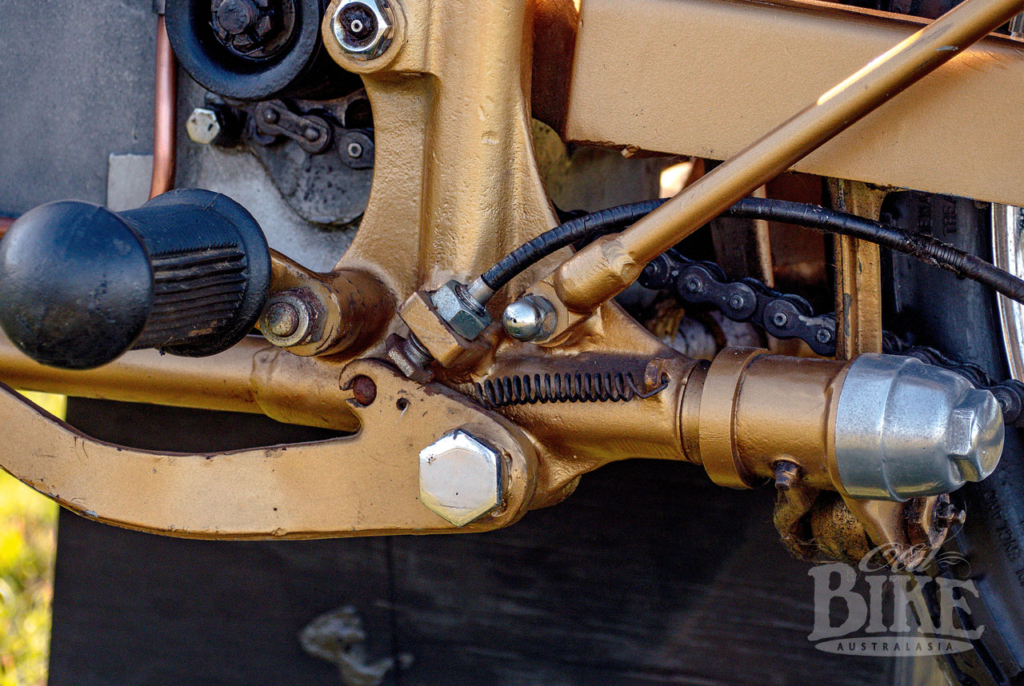 Douglas 90 Plus: The Clubman's choice - Old Bike Australasia